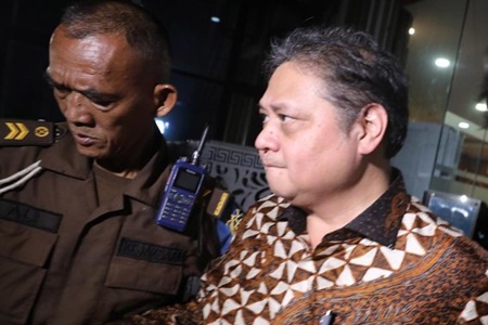 RIAUPAGI.com | Kejagung Periksa Airlangga Terkait Izin Ekspor CPO yang Melibatkan Wilmar, Musim ...